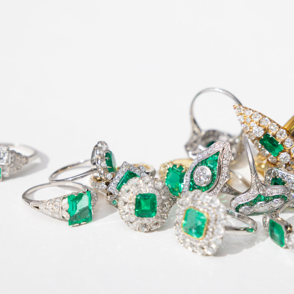 Vintage and antique emerald rings - popular for engagements - quality ...