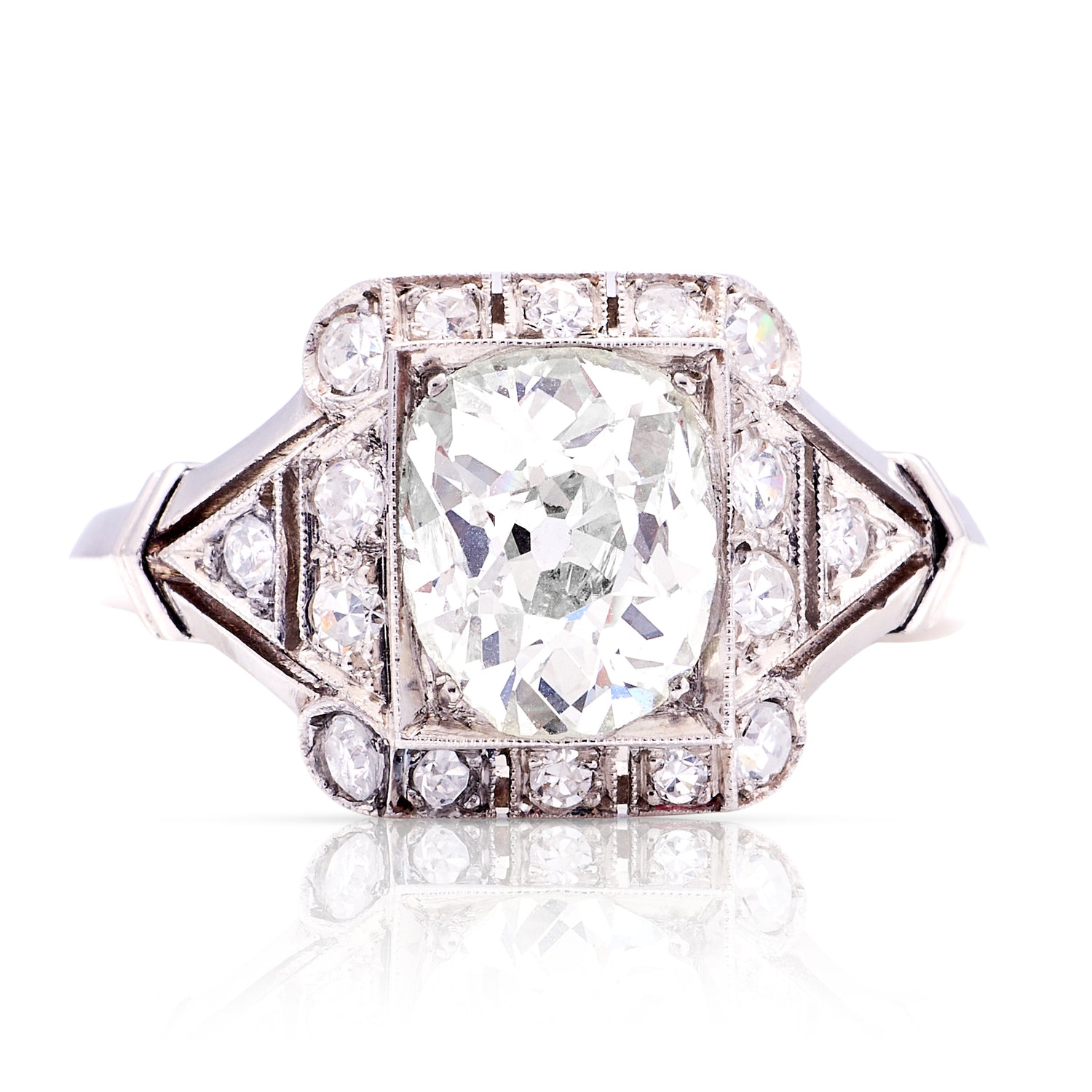 Vintage and antique engagement rings | 200+ handpicked rings to choose ...